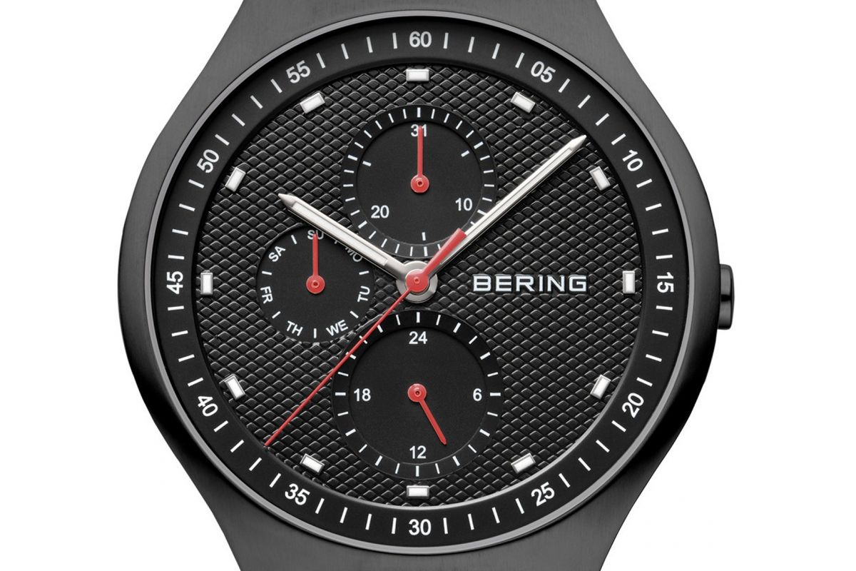 Men's Bering Titanium Titanium multi-function with black carbon fibre ...