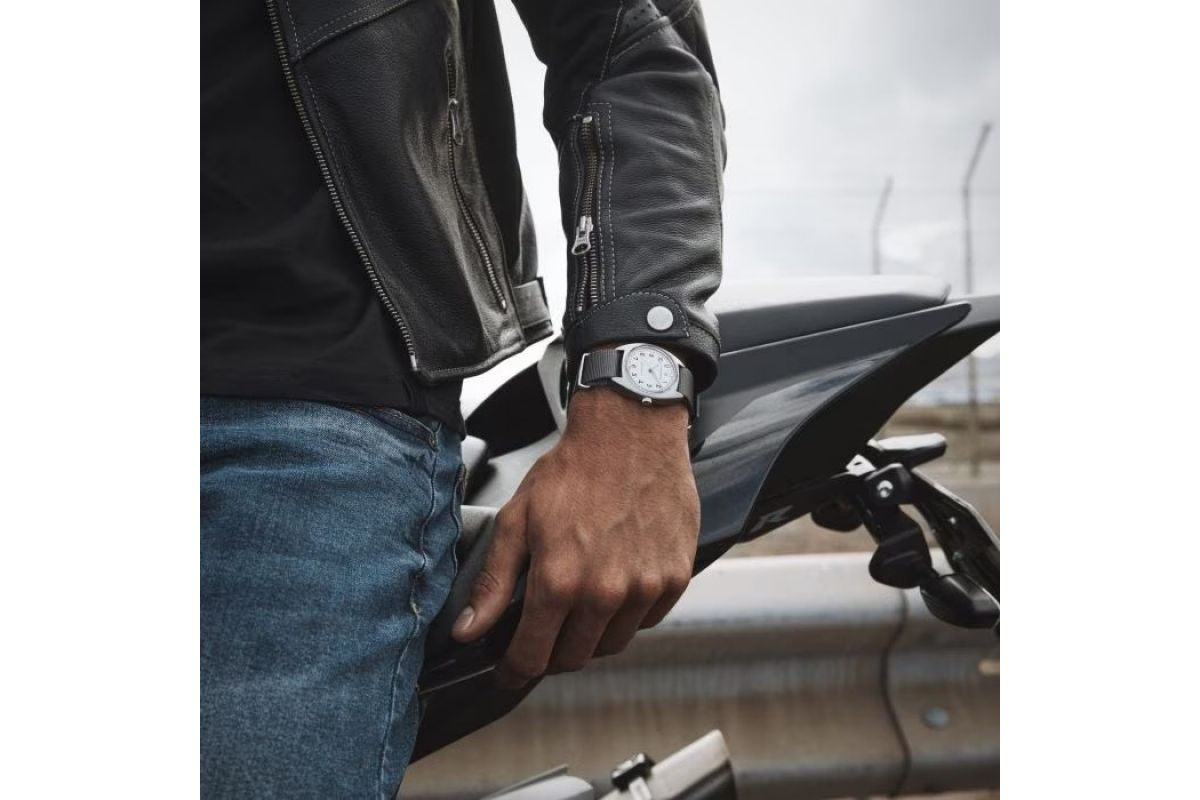 Men's Hamilton Khaki Aviation Pioneer Mechanical | Creative Watch Co